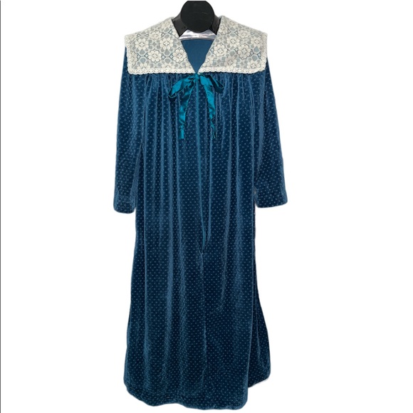 Axiom | Intimates & Sleepwear | Womens Nightgown Axiom Vintage Velour ...